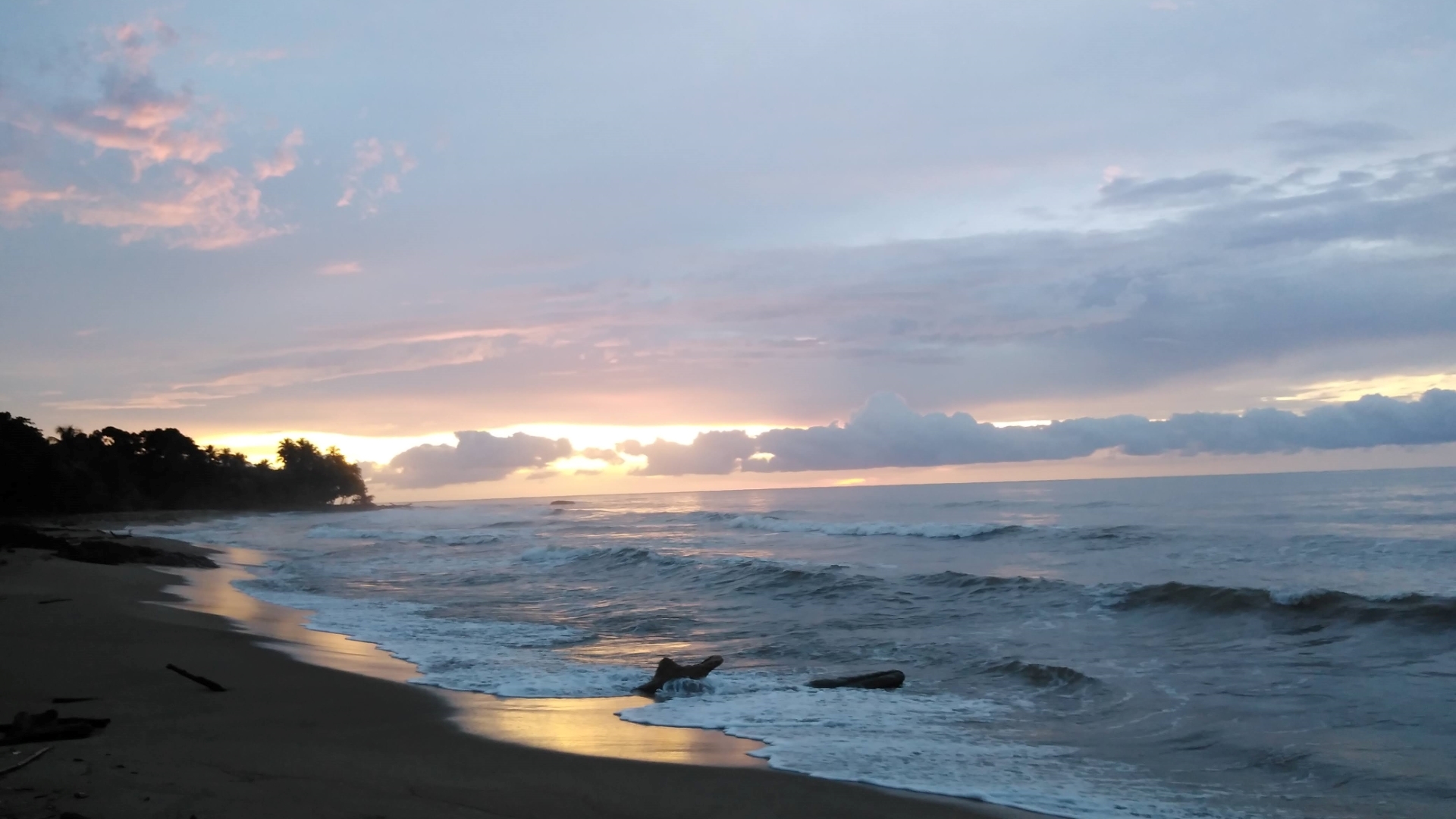 Beach EcoResort Panama EXPERIENCE, Panama •• Nomad Stays